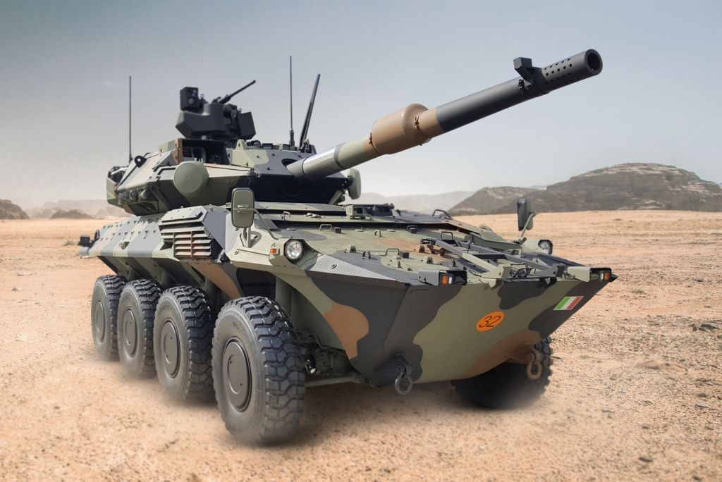 Esercito Italiano : réception d'un premier lot de 10 blindés 8x8 ...